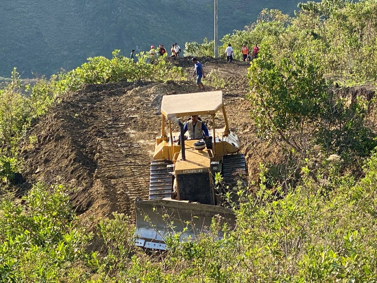 APERTURA DE TROCHA CARROZABLE EN LA RUTA BUENOS AIRES – SAN LUIS ...